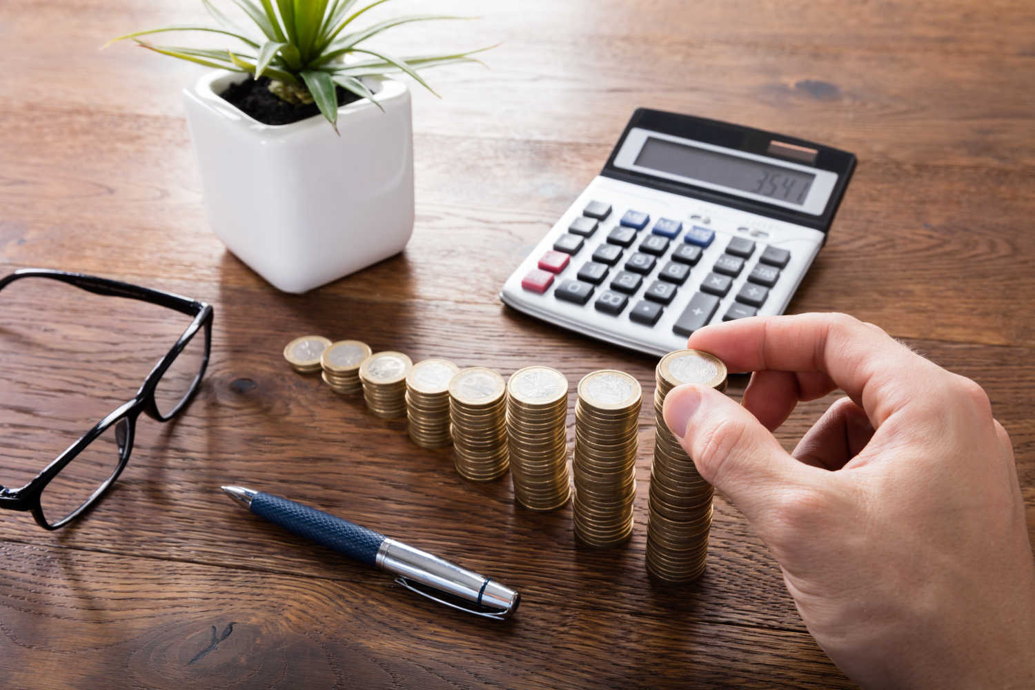 How to raise emergency cash - Rest Less