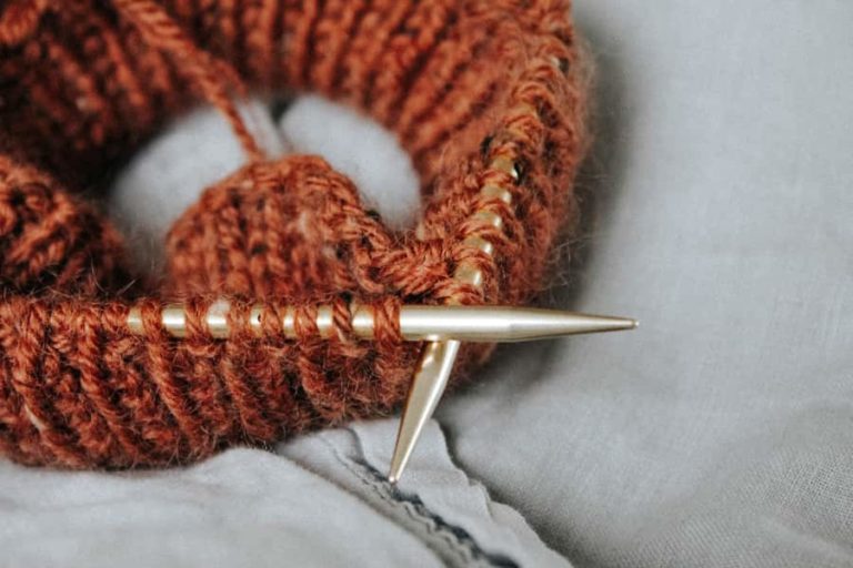 Learn how to knit - Rest Less