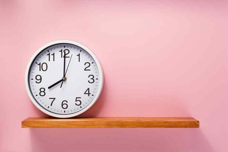 How to become a more confident speaker - Rest Less