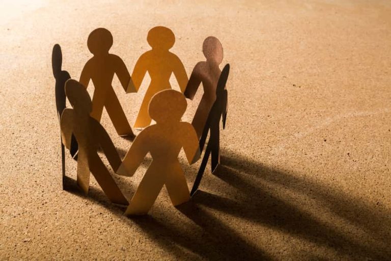 9 different ways to meet new people - Rest Less