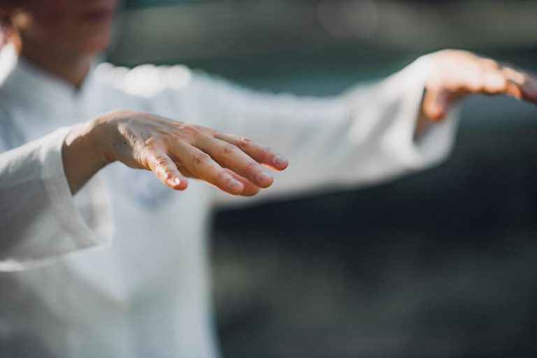 A beginner's guide to Tai Chi - Rest Less