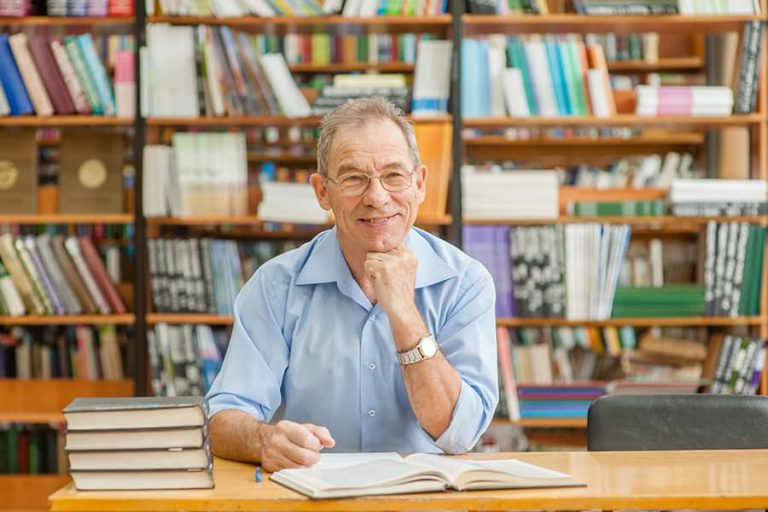 A guide to becoming a university student in your 50s, 60s, and beyond ...