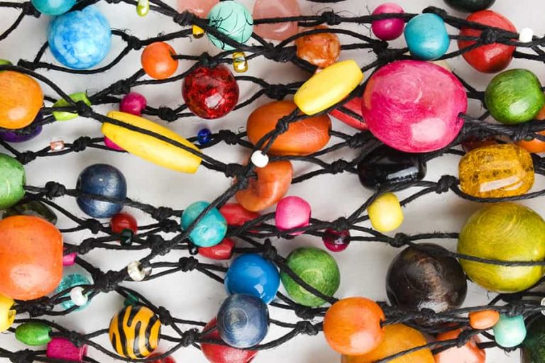 12 practical things you can make from wood - Rest Less