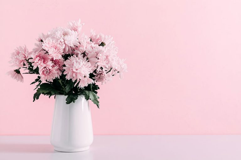 17 of the most popular and classic flower arranging styles - Rest Less