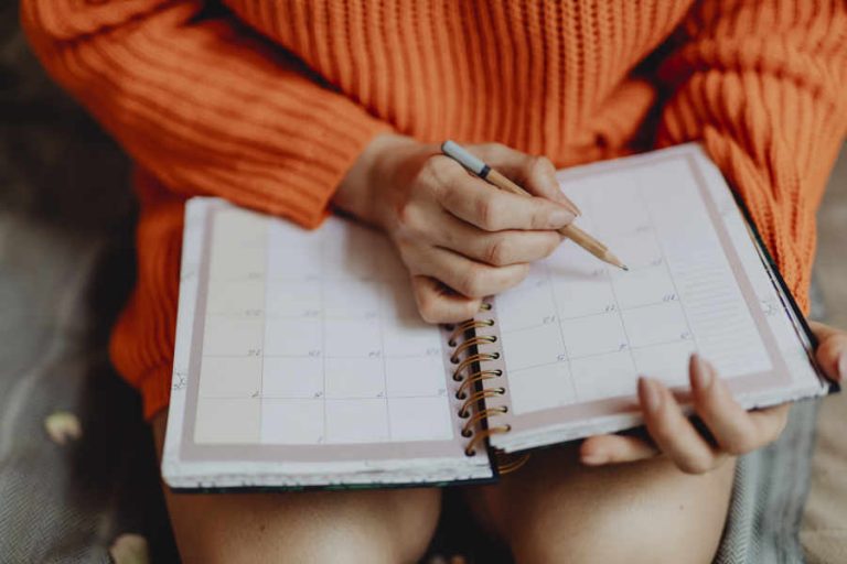11 ways to detox your mind - Rest Less