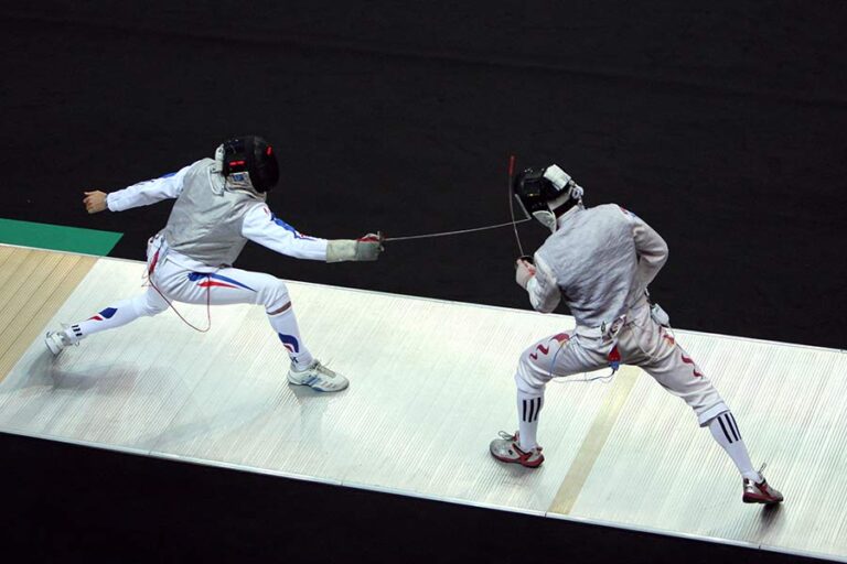 An introduction to fencing - Rest Less