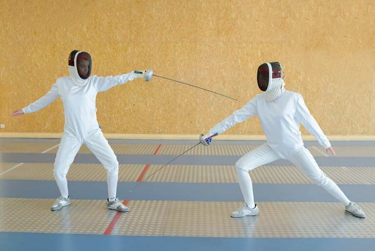 An introduction to fencing - Rest Less
