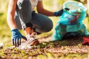 12 rewarding activities to do while walking - Rest Less