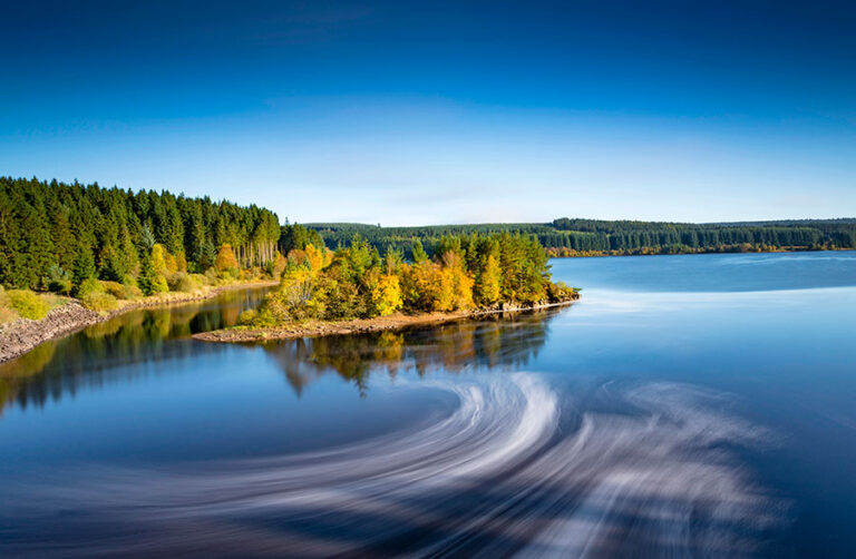 12 of the most beautiful lakes to visit in the UK - Rest Less