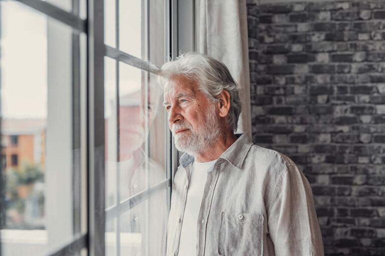 Understanding agoraphobia – symptoms, causes, and ways to cope - Rest Less
