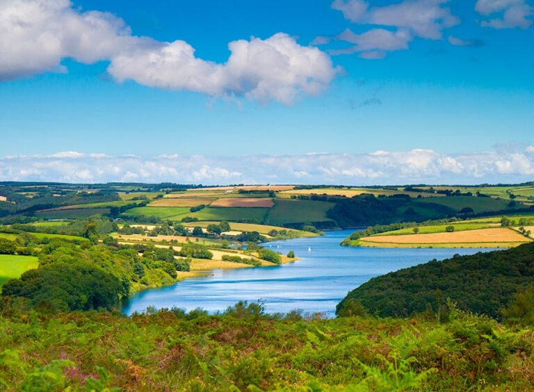 12 of the most beautiful lakes to visit in the UK - Rest Less