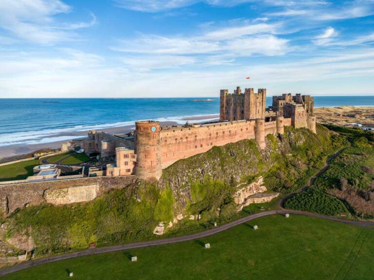 Always dreamt of living by the sea? Here are 9 beautiful seaside towns ...