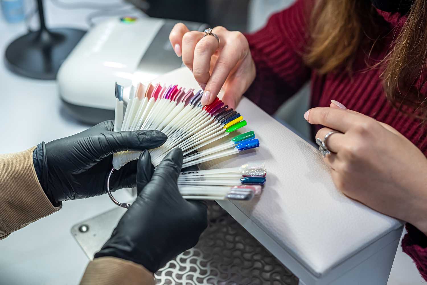 9 tips for choosing the best nail colour - Rest Less