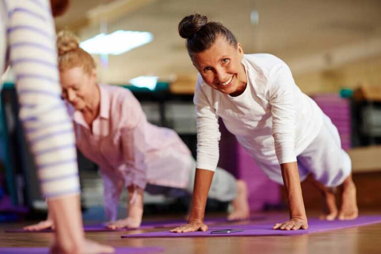 8 health benefits of planking - Rest Less