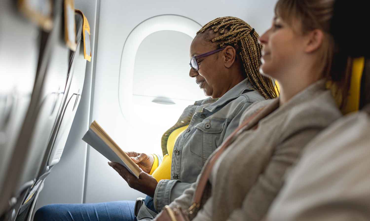 10 tips for a long flight - Rest Less