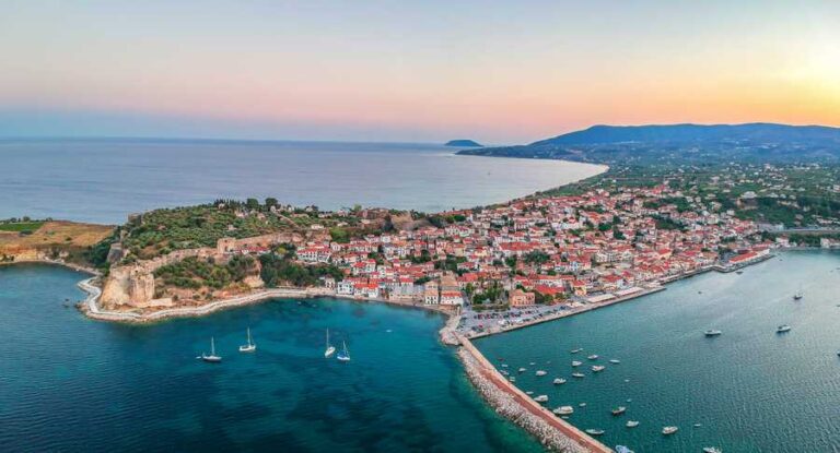 12 of the most gorgeous small towns in Greece - Rest Less