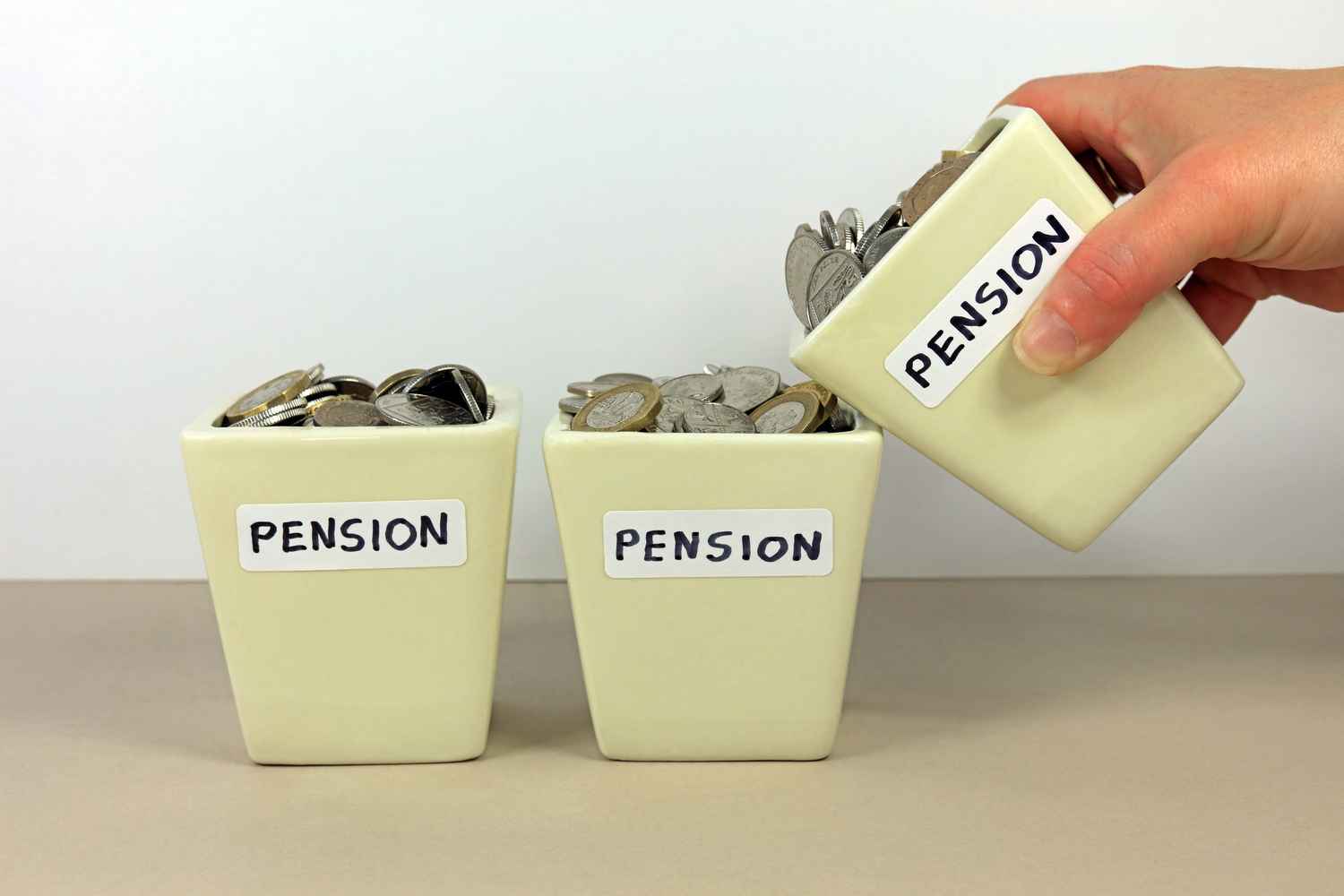 Managing multiple pensions: what are your options? - Rest Less