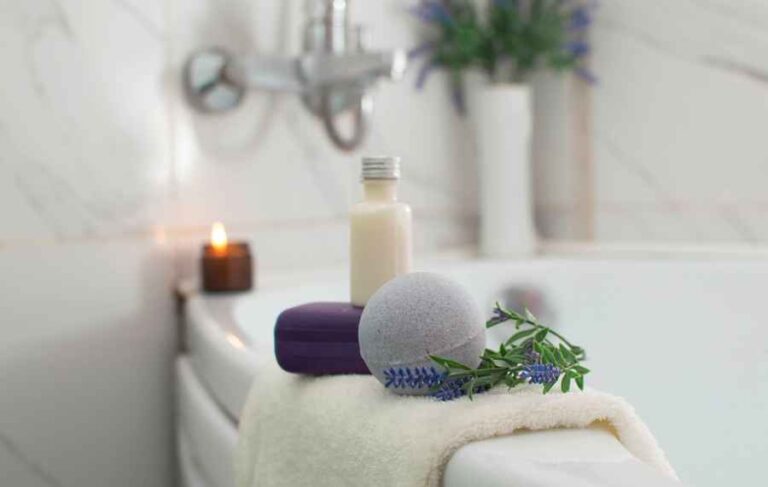 13 indoor activities to keep you busy on dark winter days - Rest Less