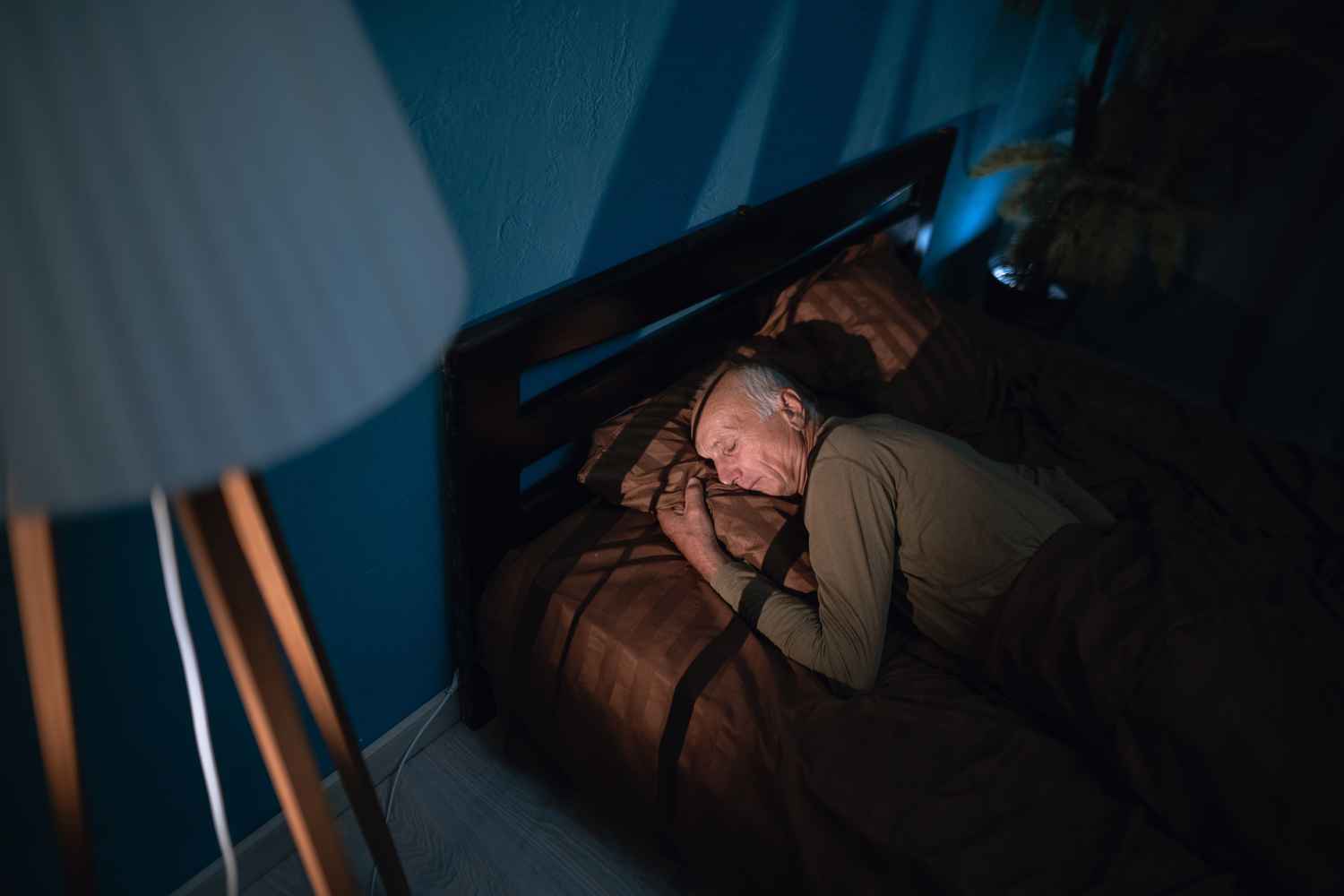 A waking nightmare – 8 tips for coping with sleep paralysis - Rest Less