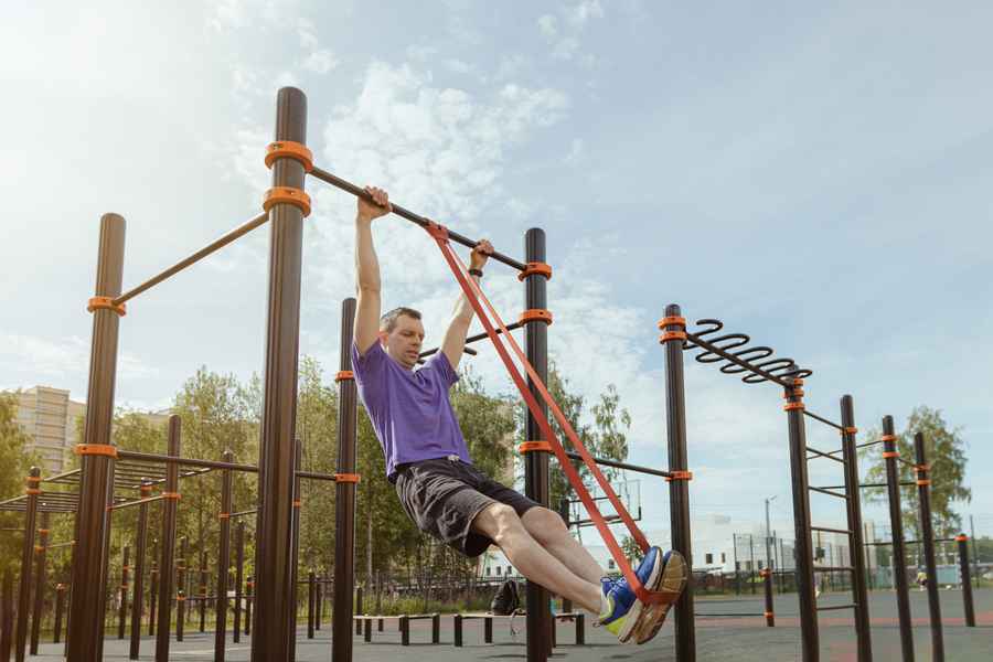 How to achieve your first pull-up in 6 weeks - Rest Less
