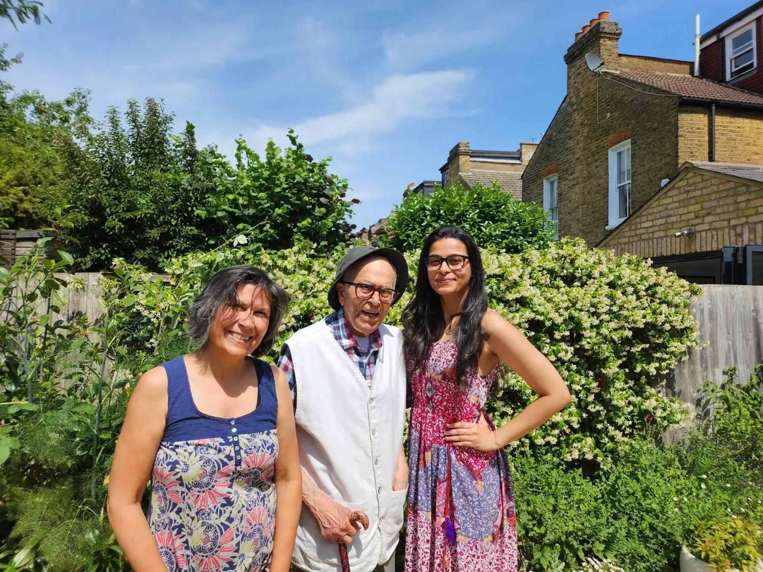Meet the unlikely intergenerational homesharers who’ve become “like ...
